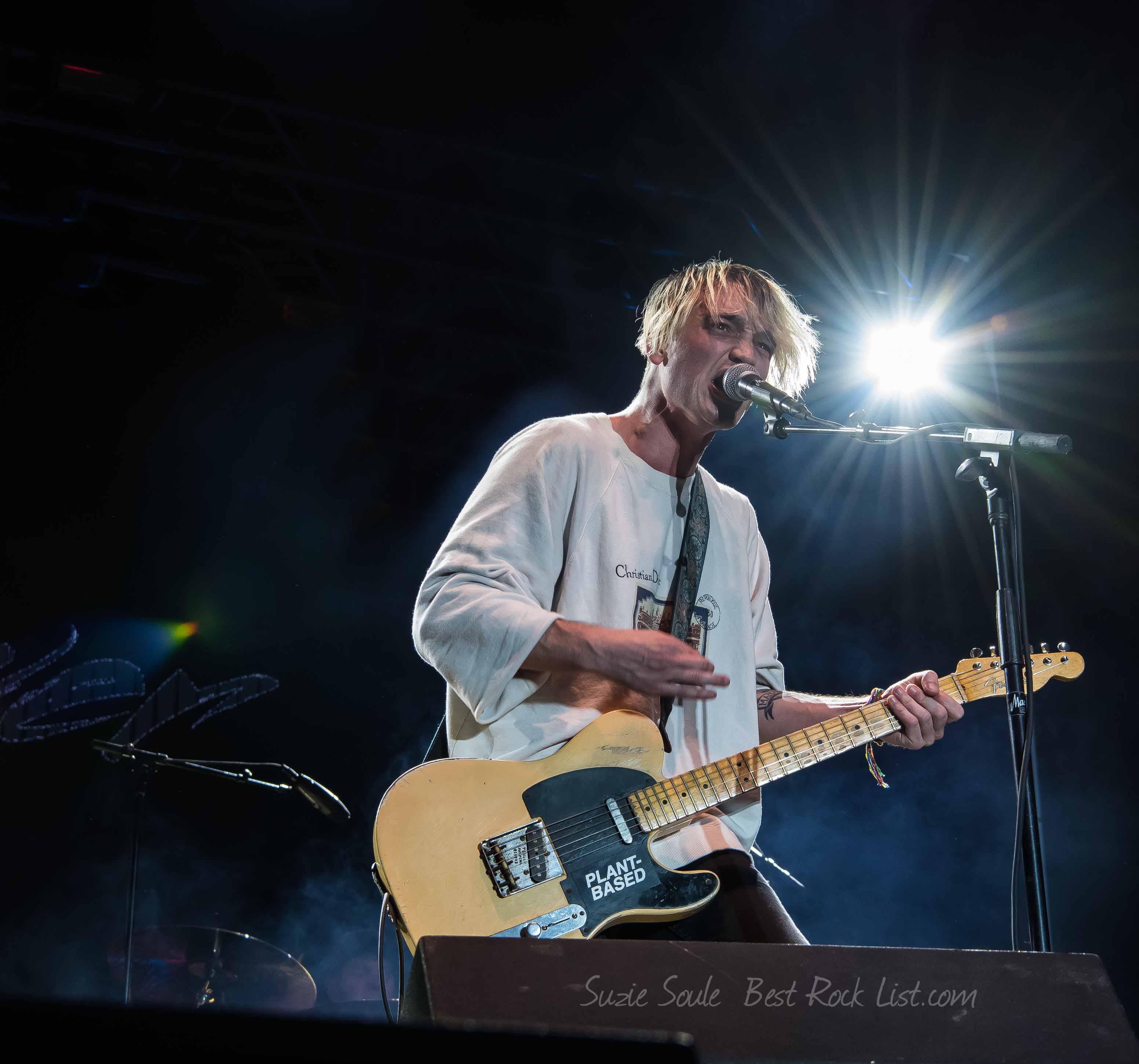 Badflower Photo Gallery - bestrocklist.com