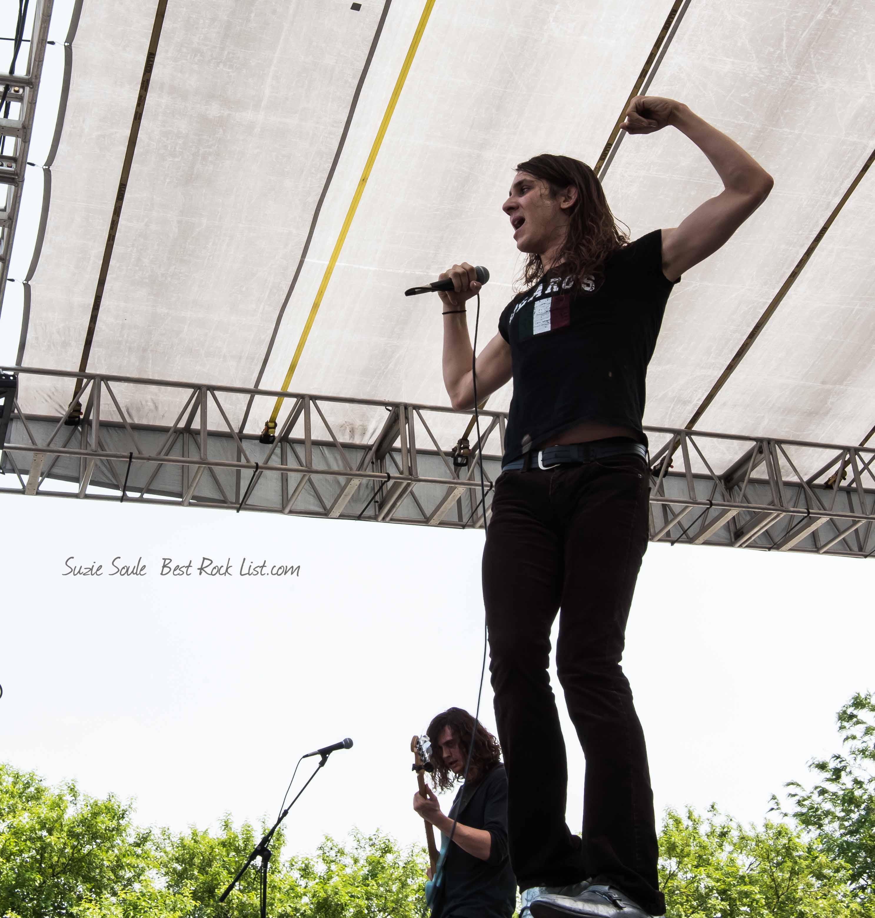 Joyous Wolf Photo Gallery - bestrocklist.com