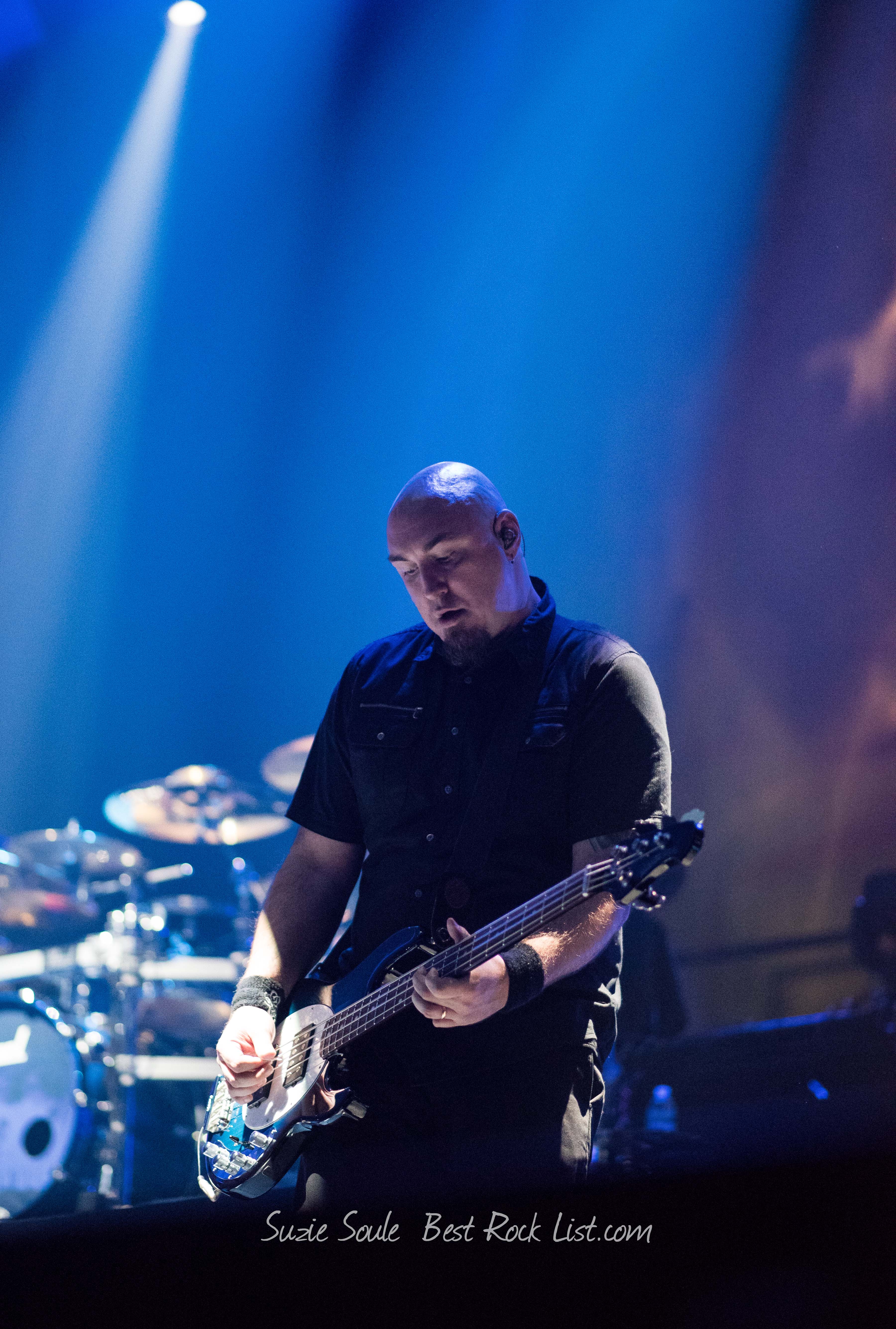 Breaking Benjamin Concert Photos Archives - bestrocklist.com