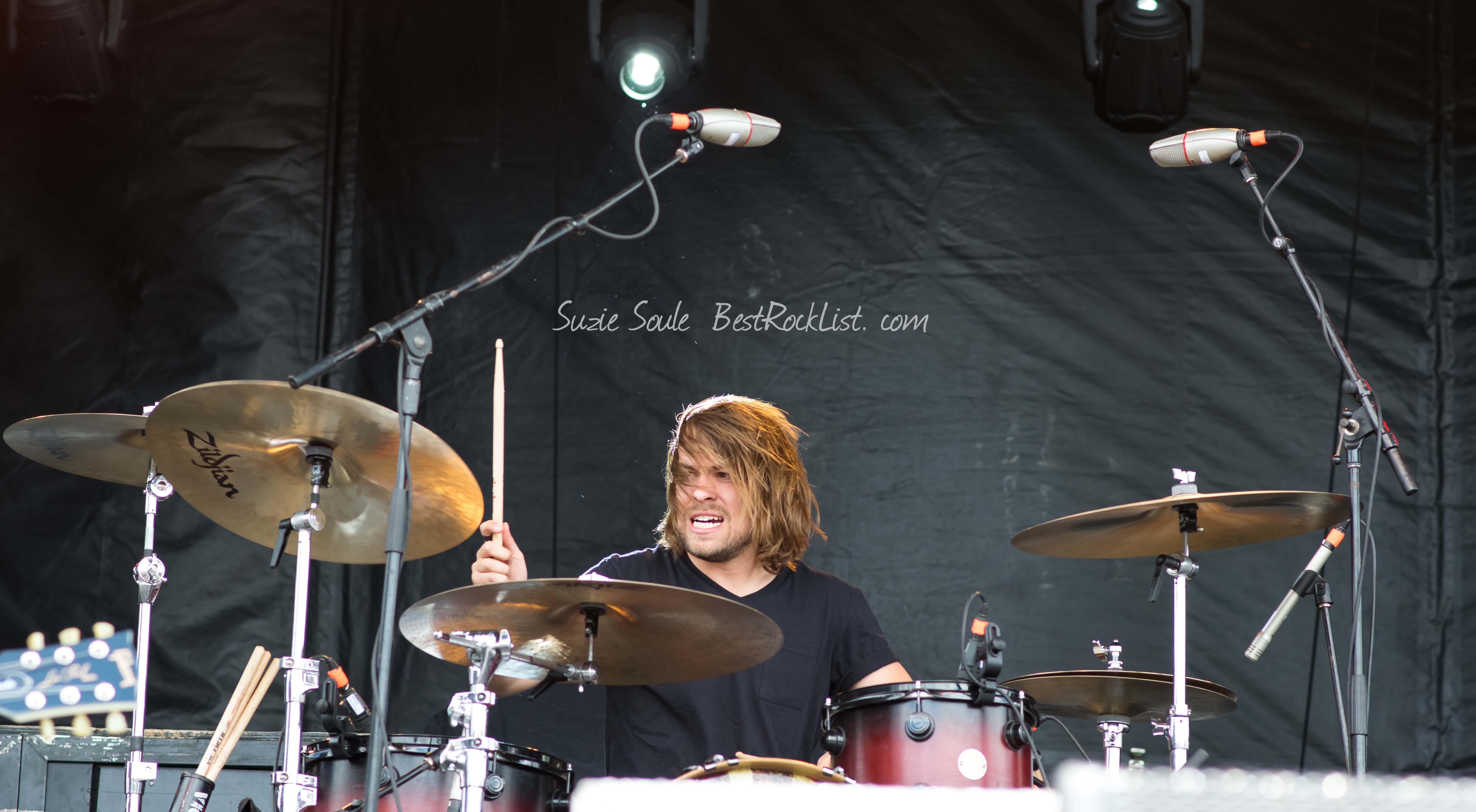 Red Sun Rising Photos - bestrocklist.com