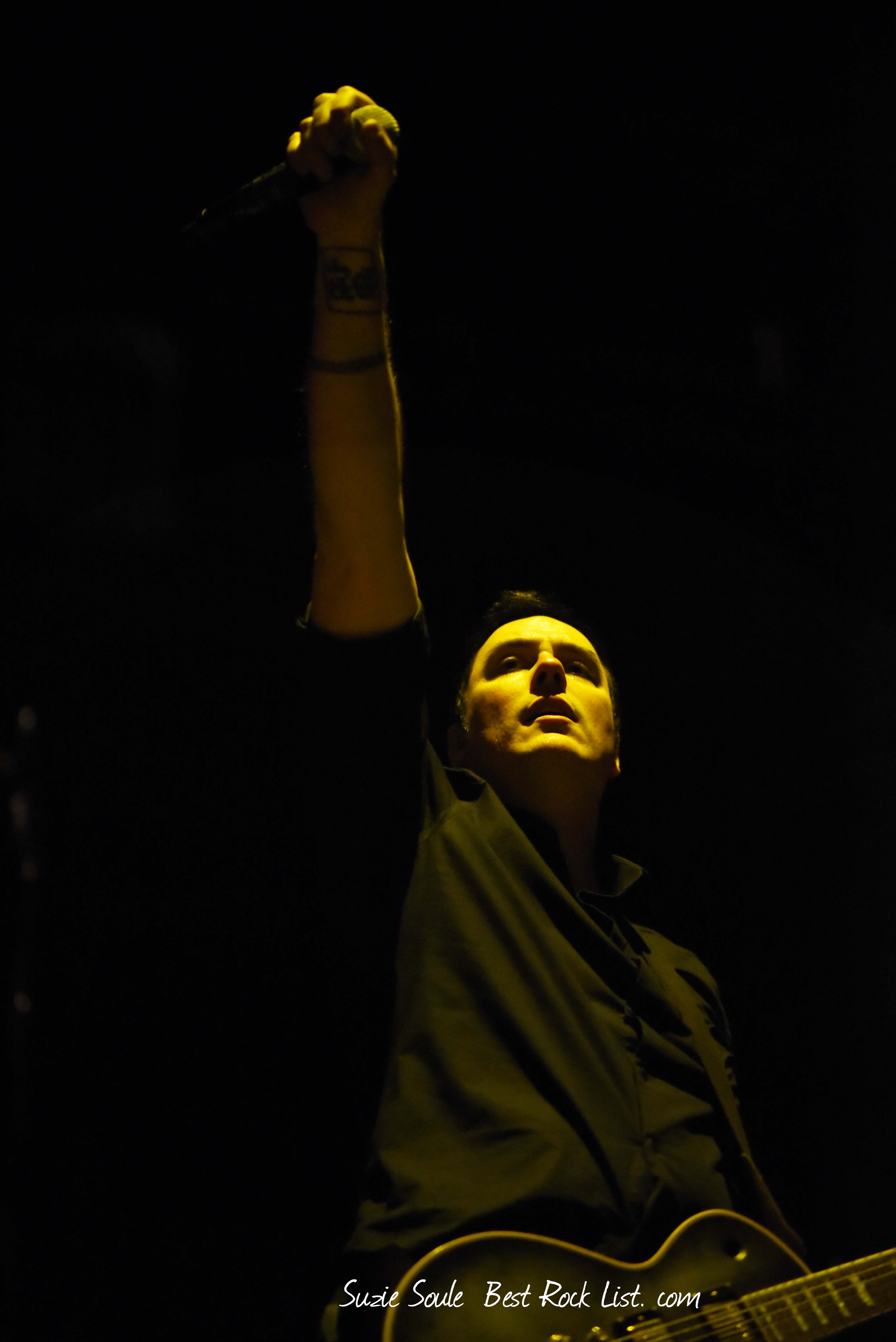 Breaking Benjamin Live Photos Archives - bestrocklist.com