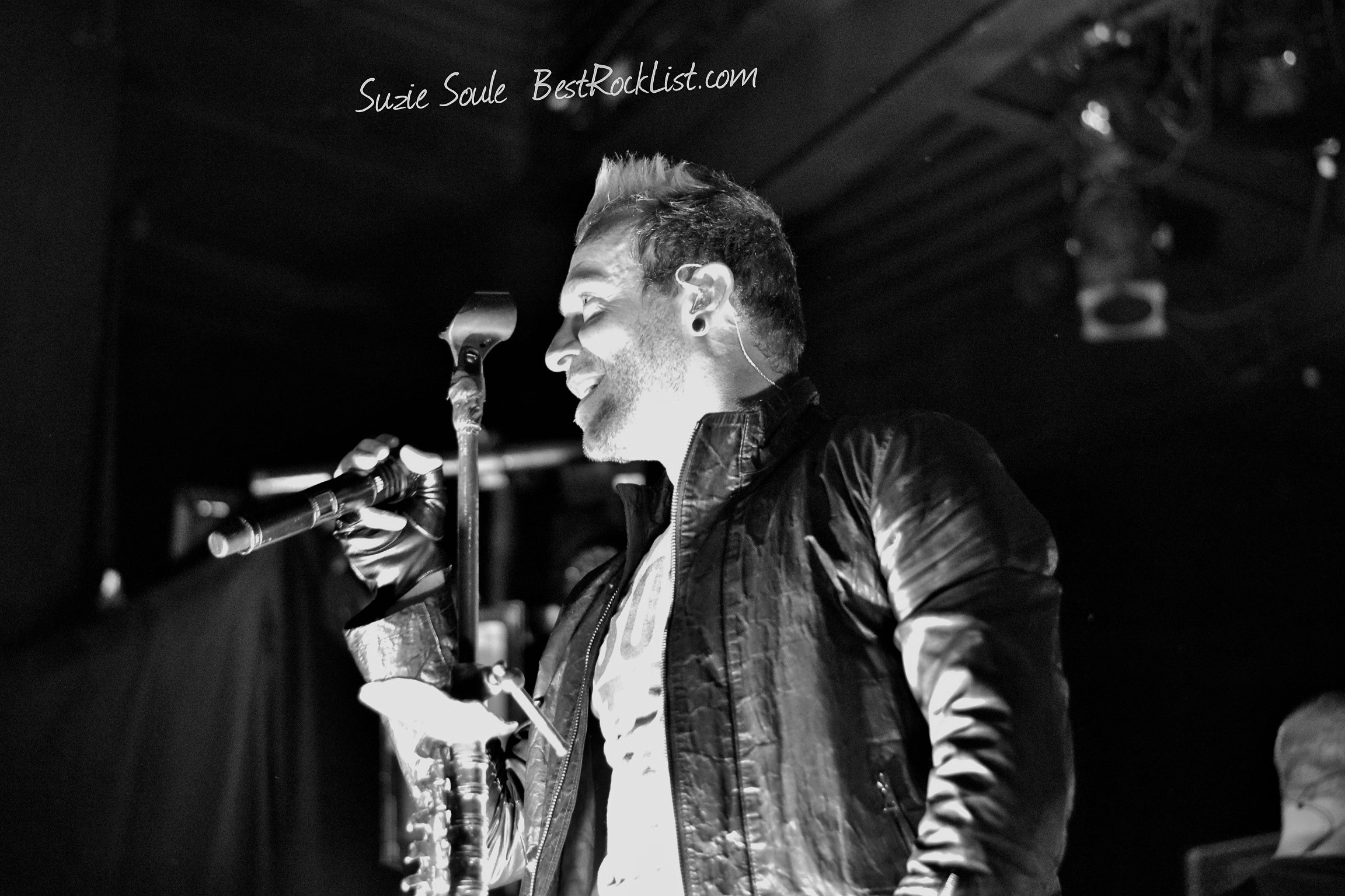 Thousand Foot Krutch Photos Archives - bestrocklist.com